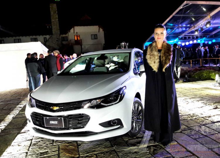 El nuevo Chevrolet Cruze sale a la venta