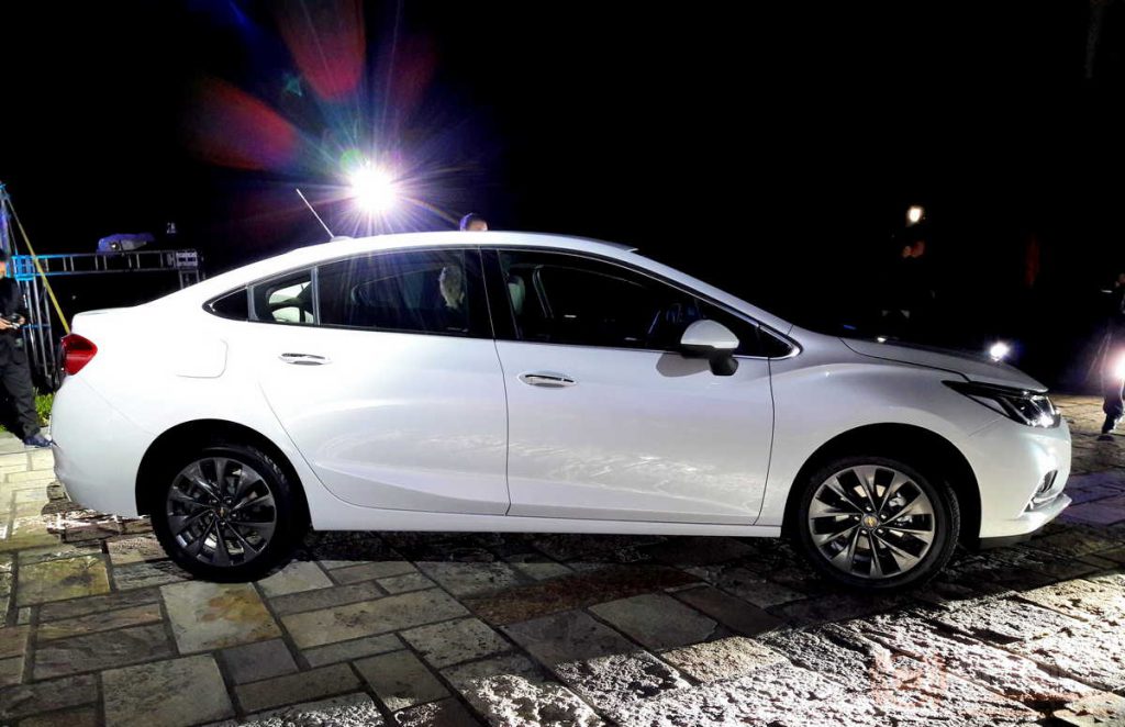 El nuevo Chevrolet Cruze sale a la venta
