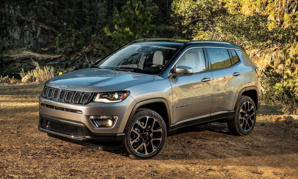 El Jeep Compass lanza nueva versión Longitude automática y más económica