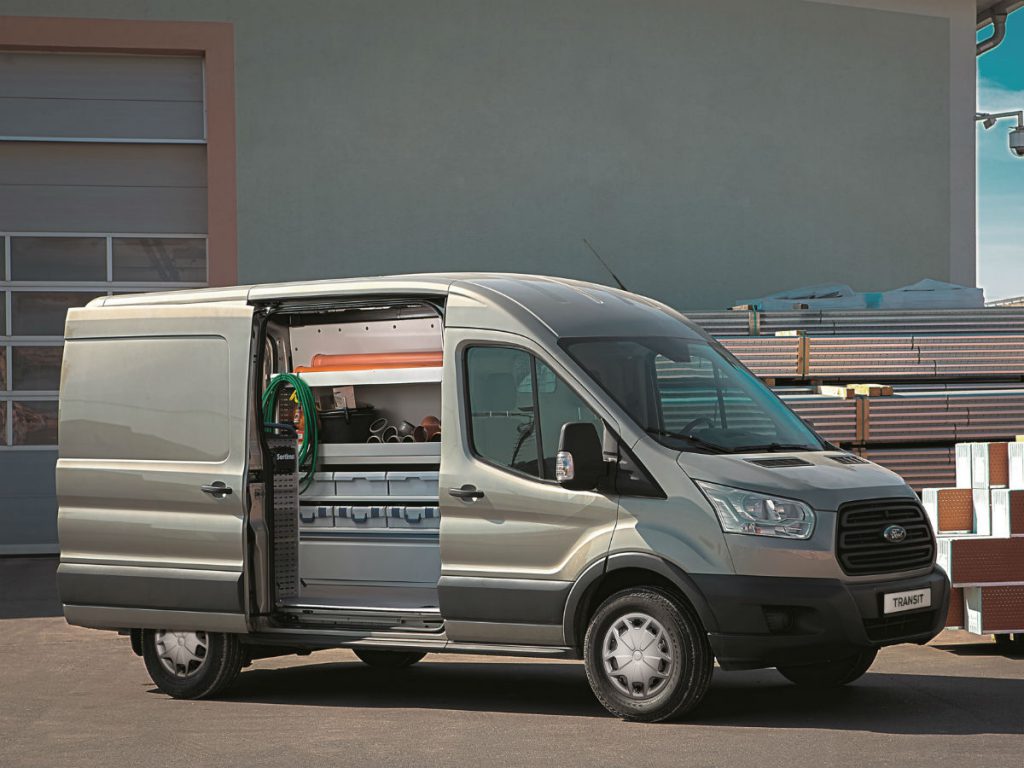 Ford Transit: con más versiones y venta directa. Desde 797 mil pesos