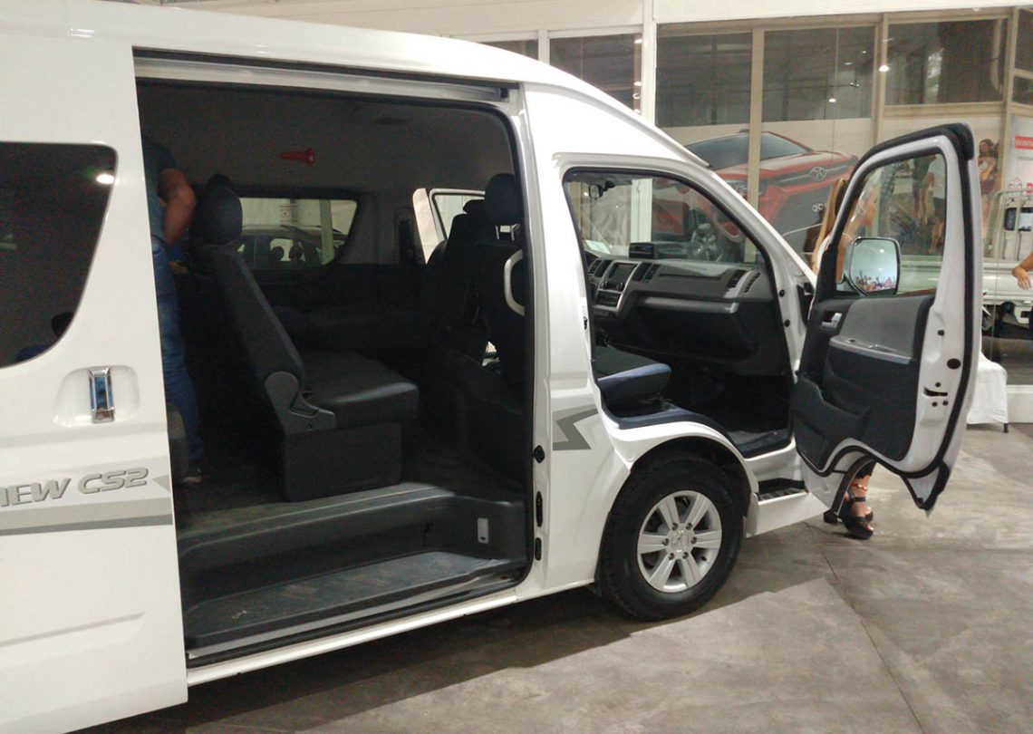 El minibús Foton View CS2 tuvo su presentación oficial en Mendoza