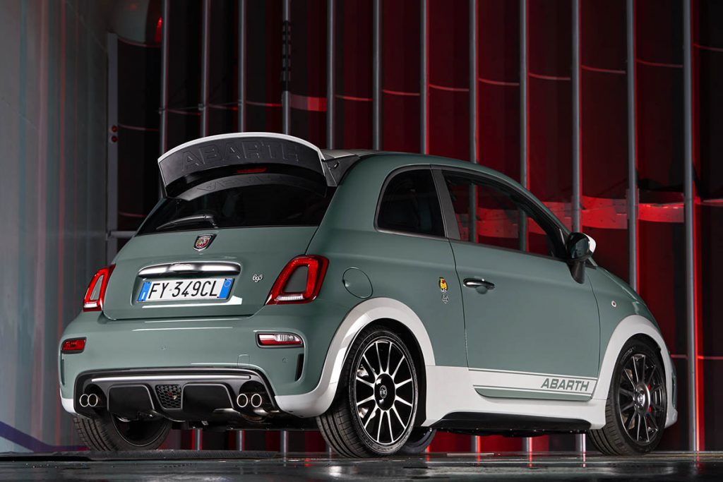 Este es el picante Fiat Abarth que arrasa con todos los premios en ...
