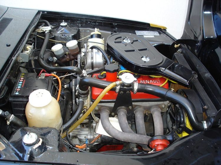 Renault 12 Alpine ¿Cómo era y cuánto cuesta hoy el R12 más picante?