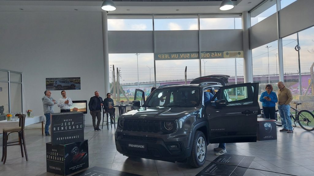 Genco presentó a sus clientes en nuevo Jeep Renegade