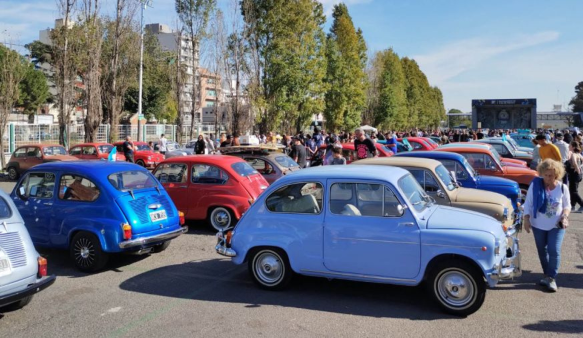 Más de trescientos Fiat 600 en la previa de la apertura del Museo del ...