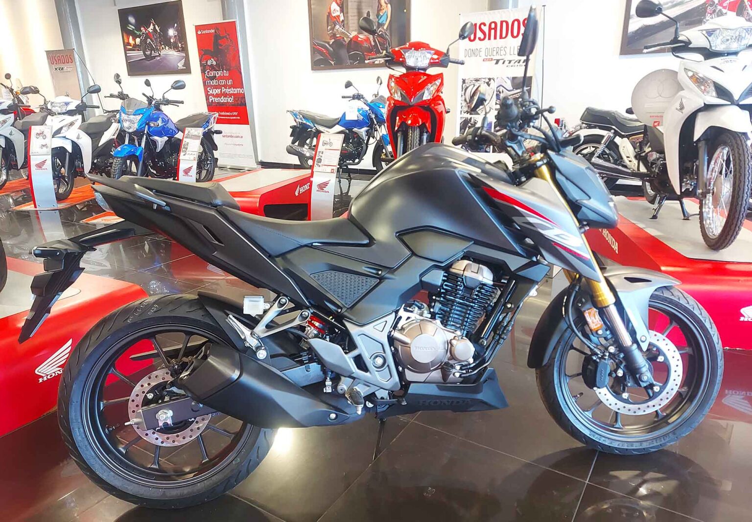Motos: precio de la nueva Honda CB300F Twister en julio