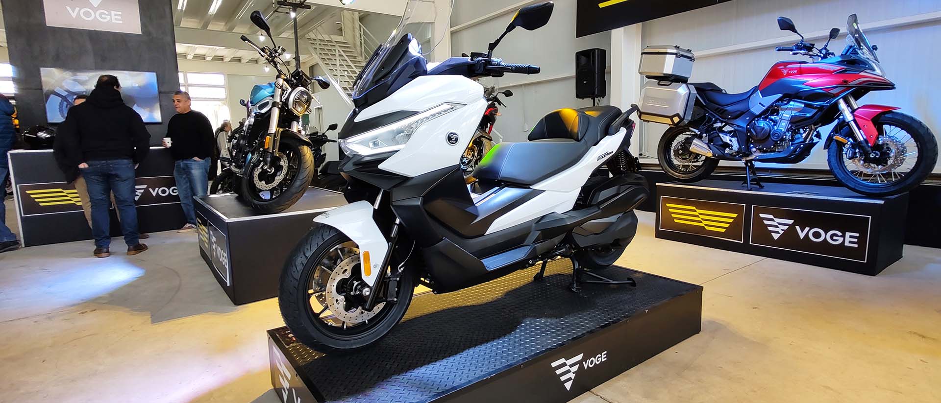 Voge presentó en Mendoza los modelos: 300 Rally, 500 AC y SR4 Max