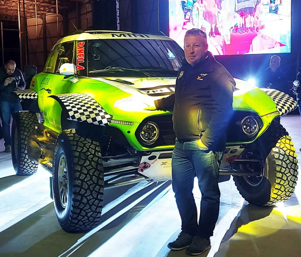 Sebastián Halpern presentó el Mini T1+ del X-Raid en Mendoza