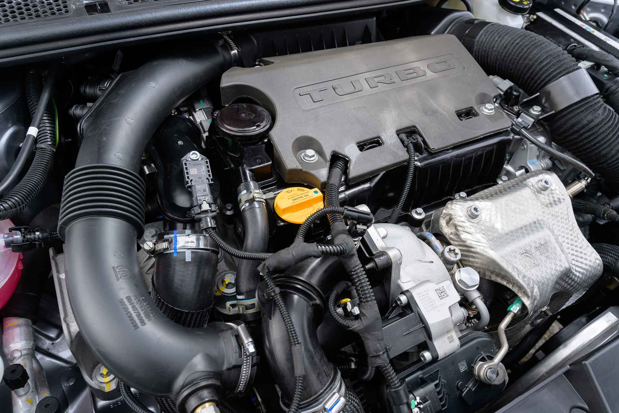 Peugeot 208 turbo: las nuevas versiones presentadas en Brasil