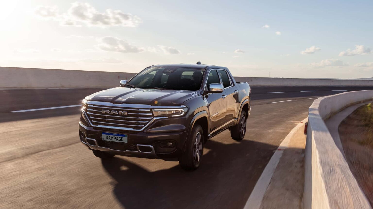 RAM Rampage VS Ford Maverick y sus precios en noviembre