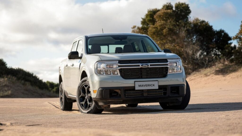 Chevrolet Montana y Ford Maverick: precios en marzo 2025