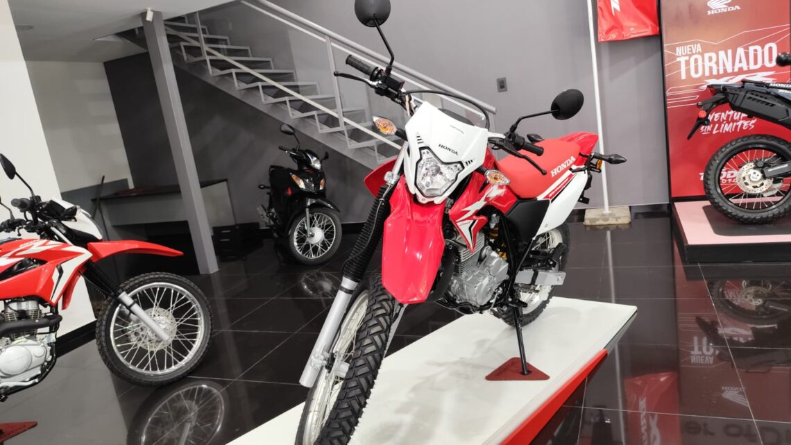 Honda XR250 Tornado vs Honda XR300 Tornado y sus precios