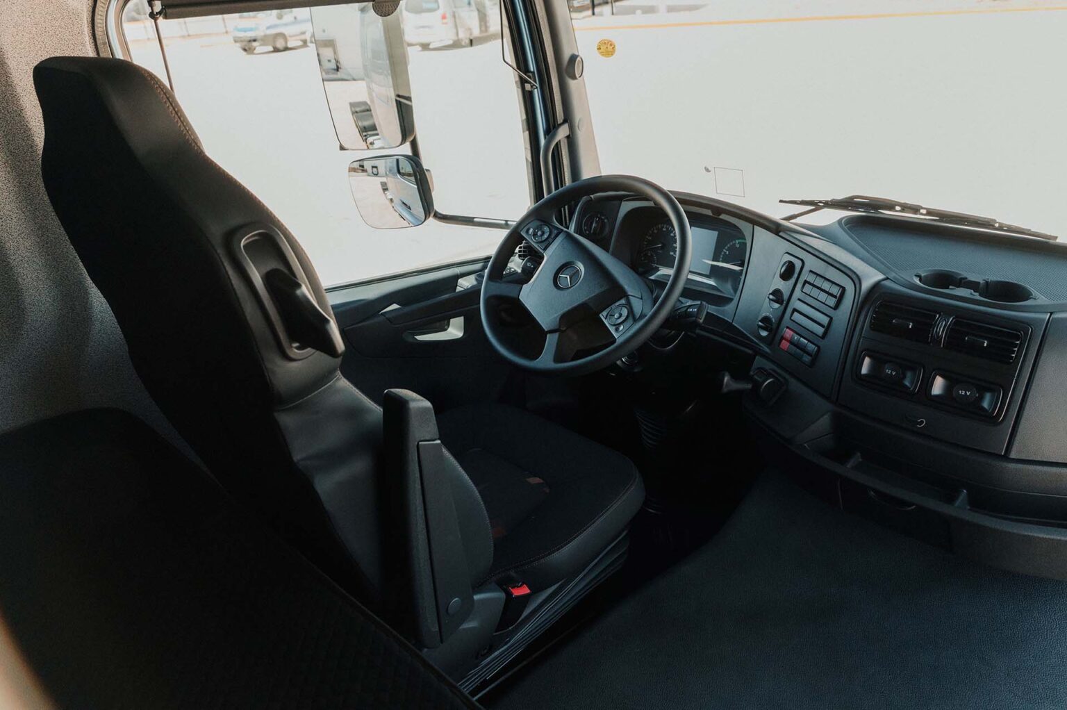 Nuevo Axor: Mercedes-Benz Camiones y Buses presenta el renovado ultrapesado